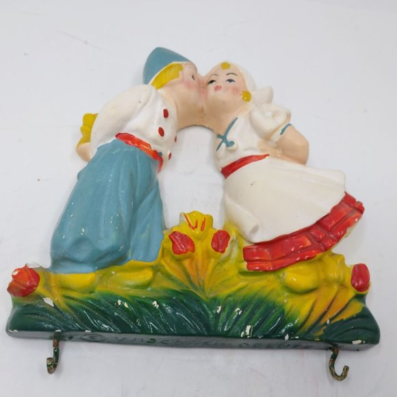 Accents | Vtg Dutch Kissing Children Wisconsin Deluxe Pot Holder ...